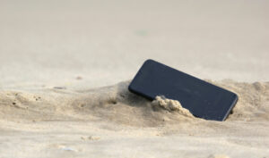 How to Get Sand Out of Charging Port: Easy Steps - Tech Review Advisor