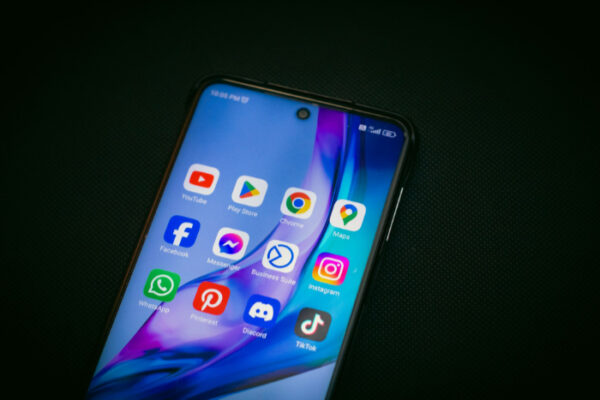 Android vs. iOS: Which Platform Fits Your Life?