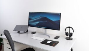 Green Dots on Your Screen: Troubleshoot and Fix