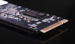 Flash Storage vs. SSD: Comparing Portability and Power - Tech Review ...