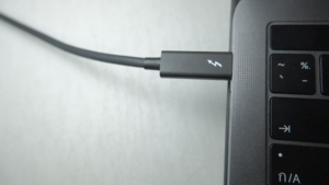 Thunderbolt 3 vs. USB 3.2: From Ports to Possibilities