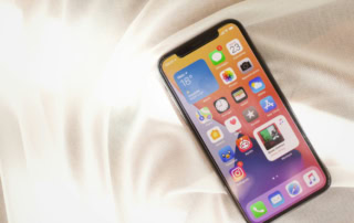Pros and Cons of iPhone: The Truth About Apple's Flagship